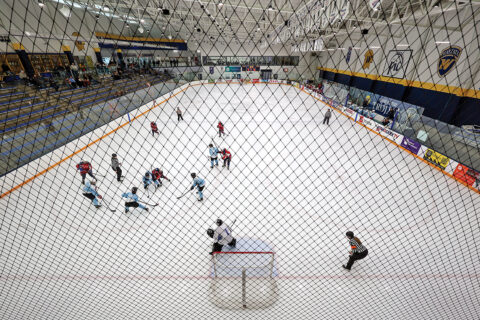 Hit the Ice at the Plymouth Ice Center - Plymouth Magazine